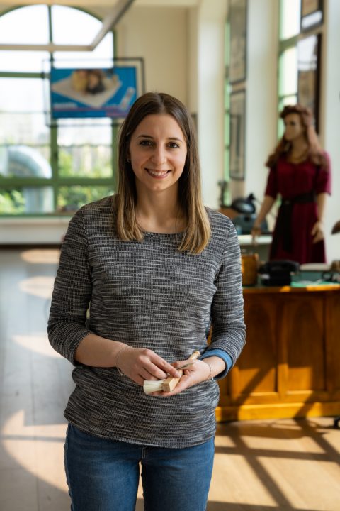 Elena Mazzoni - Una Scuola Un Lavoro